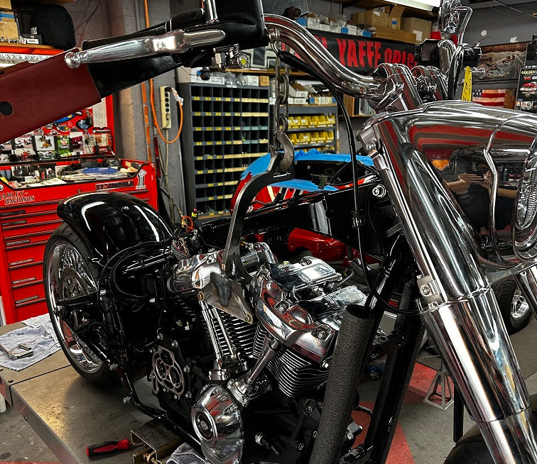 The Crank Yanker For Milwaukee Eight & Twin Cam Engines – Paul Yaffe ...
